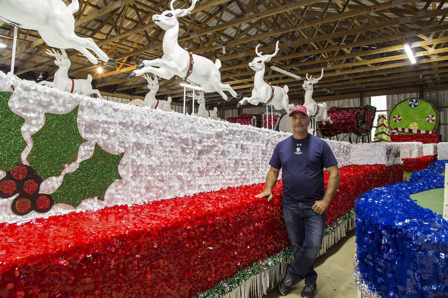 Float Decorations Red Deer | Shelly Lighting