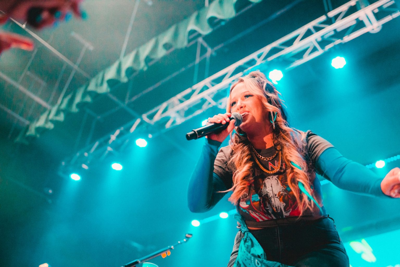 5 Questions with Country music star Priscilla Block - WALTER Magazine